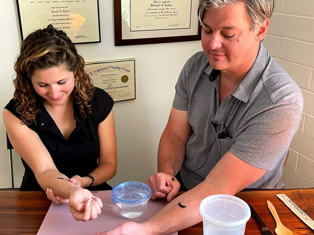 265: Loving Luscious Leeches, Featuring Drs. Danielle Kamis and Matthew ...