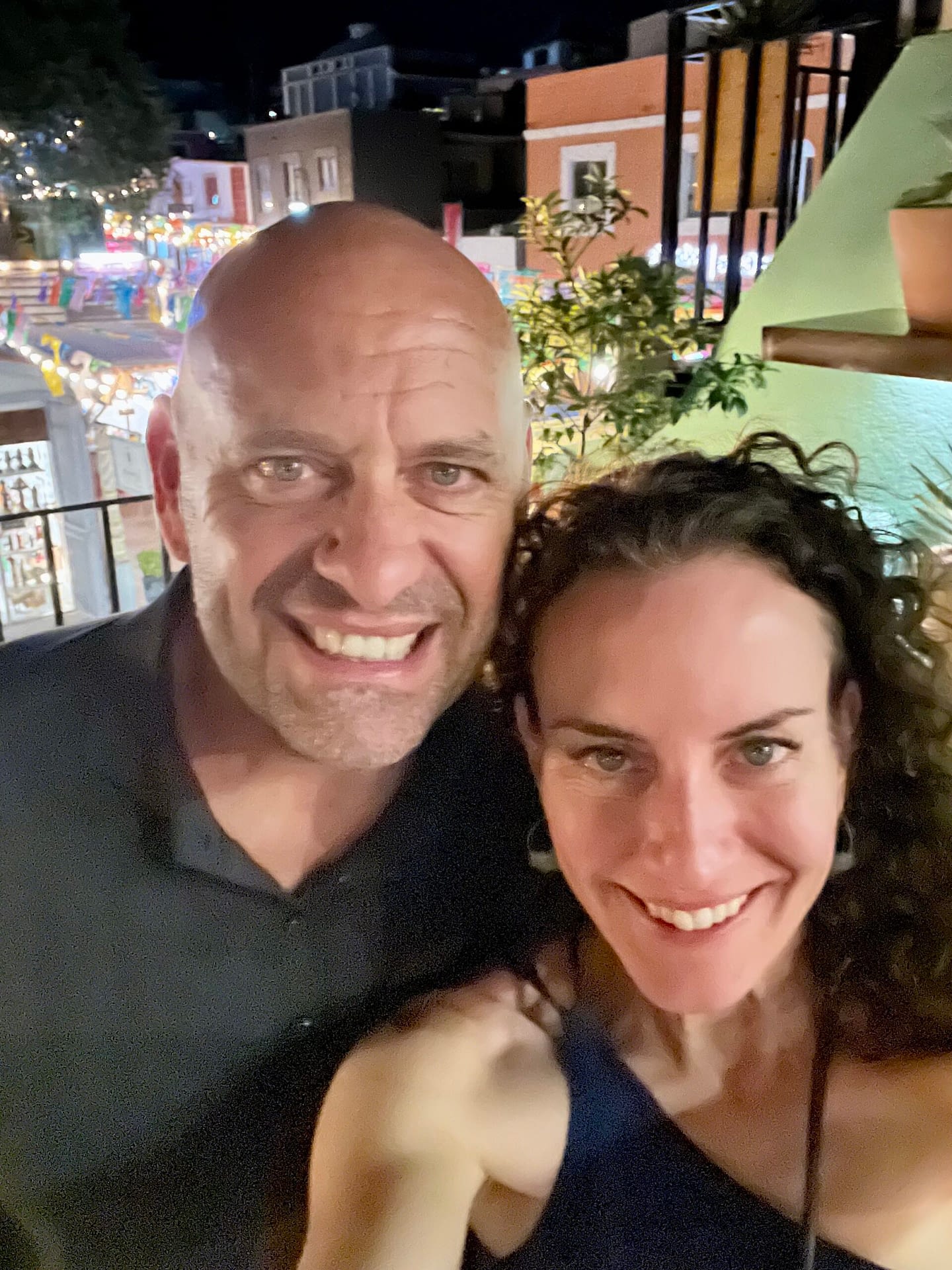 337: The Queen Bee Phenomenon: A Delightful Love Story! - Feeling Good